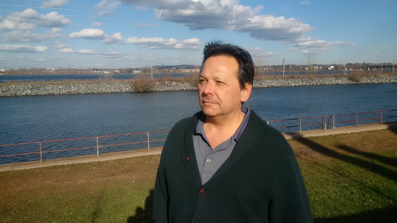 Homes Not Bombs: Mohawk Chief: “All I Can Do is Pray Things Change for ...
