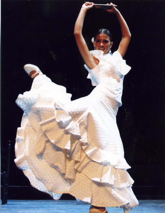 BAILAORA MARIA ELENA LORENTE CORVI