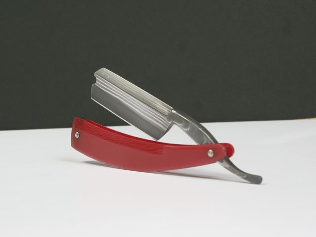 A Razors Tale: Custom Straight Razors
