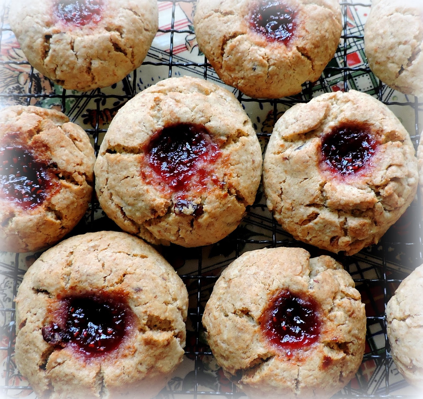 Jammy Buns | The English Kitchen