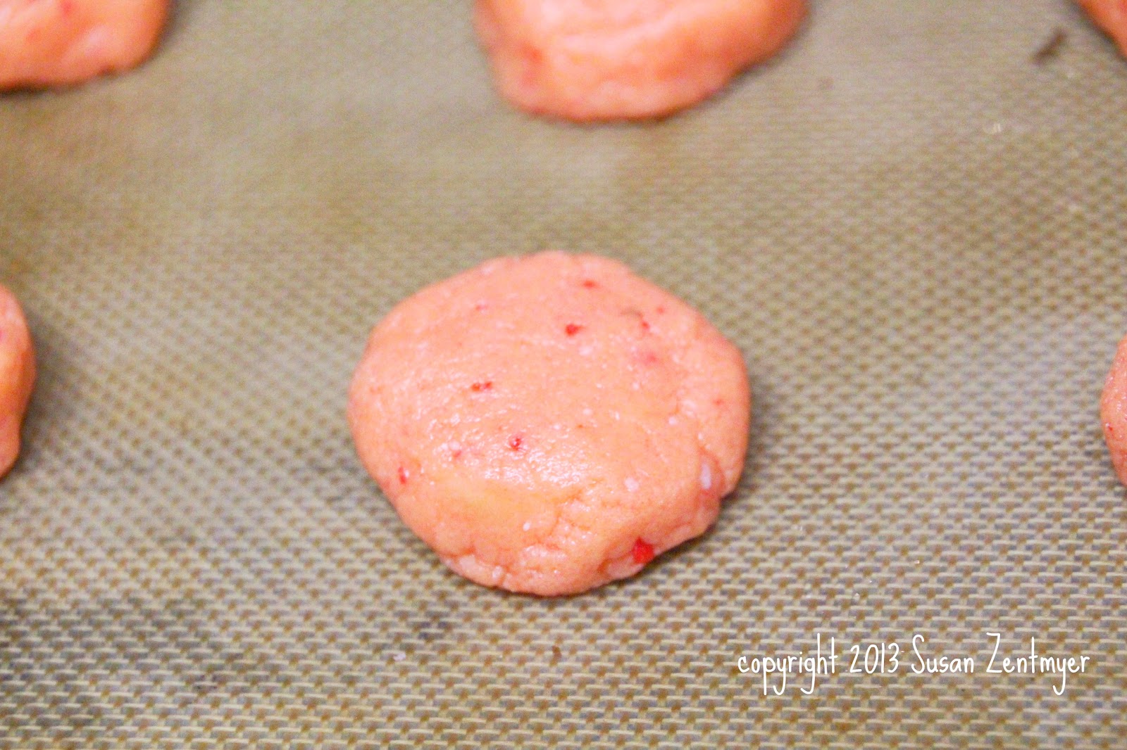 Love from the Kitchen: Banana Split Cookies