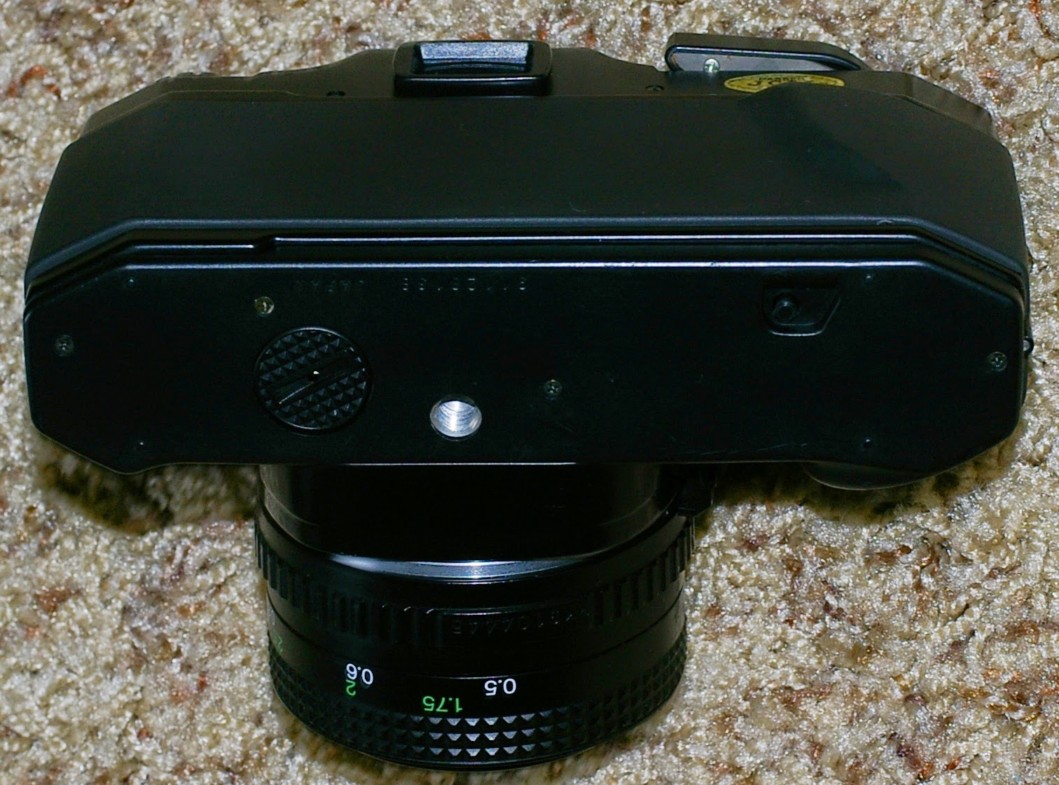 The Chens: The User's Review: Vivitar V2000 35mm Film Camera