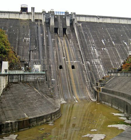 Paranormal Searchers: Japan Tries to Change Reputation of Haunted Dam