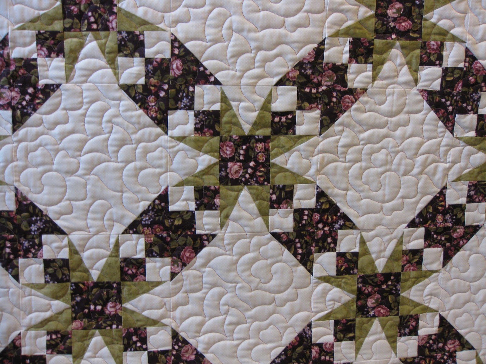 Millie's Quilting: Lots of pretty quilts