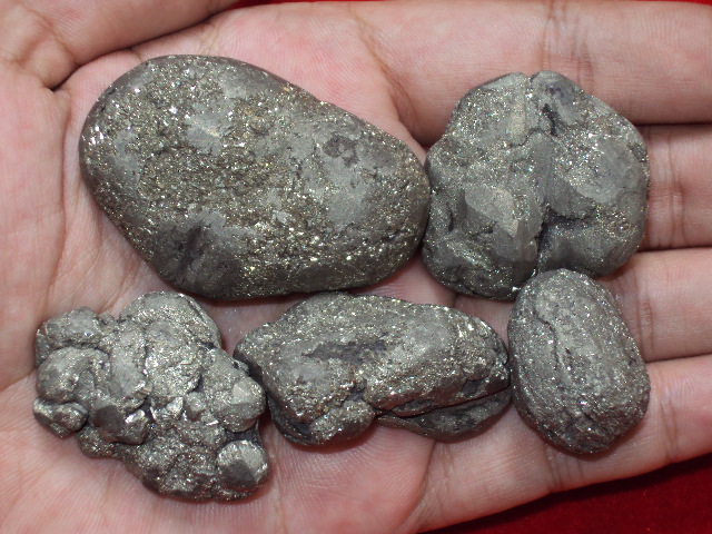 Rantai Bumi Shop: Batu Besi Kursani / Badar Perak [Kode 266] Terjual ...