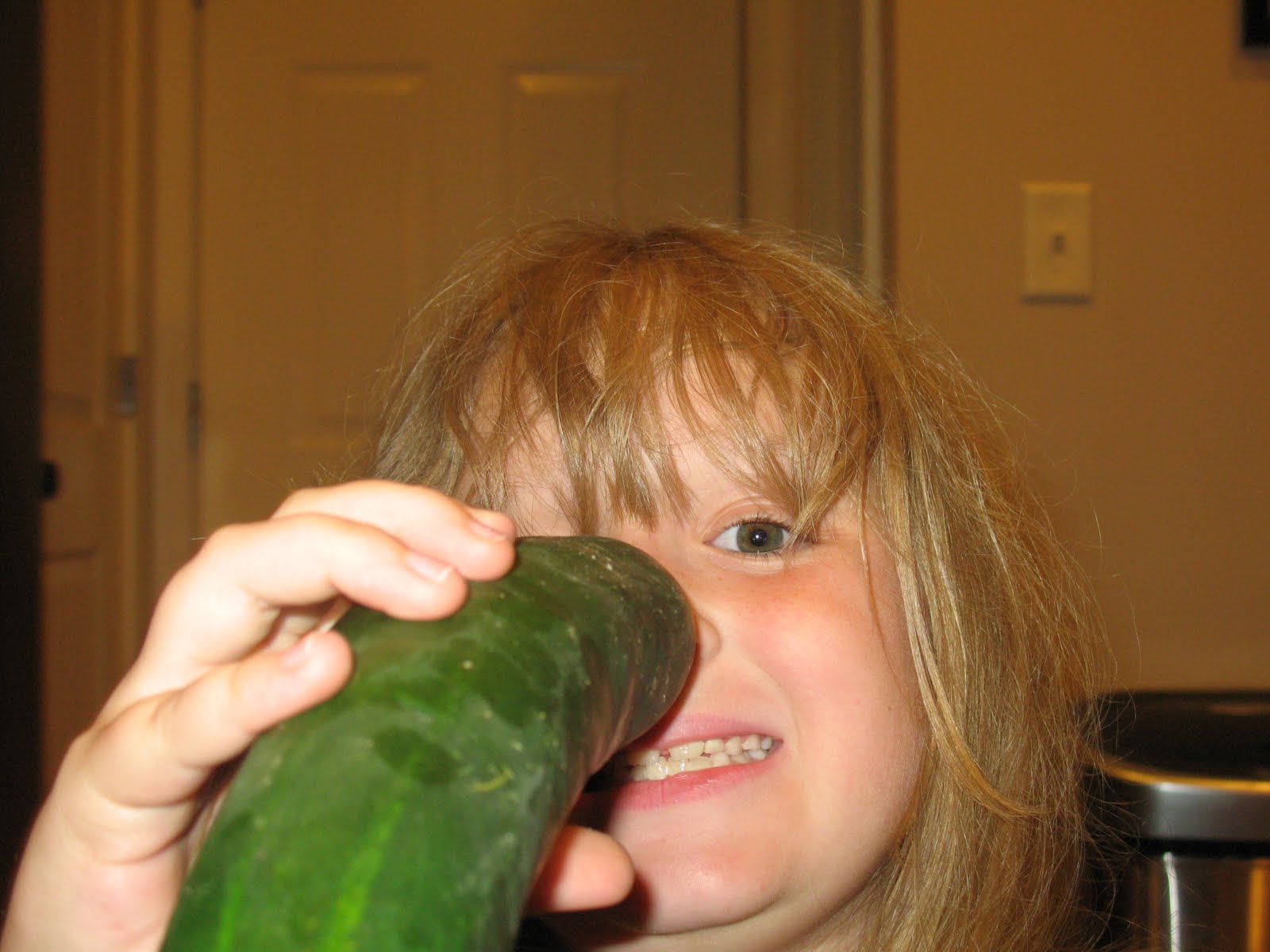 Crazy Eights: Onions, Cucumbers, Ricotta cheese and funny faces