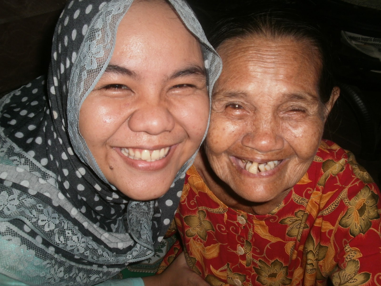 Deslina Gulali: November 2012