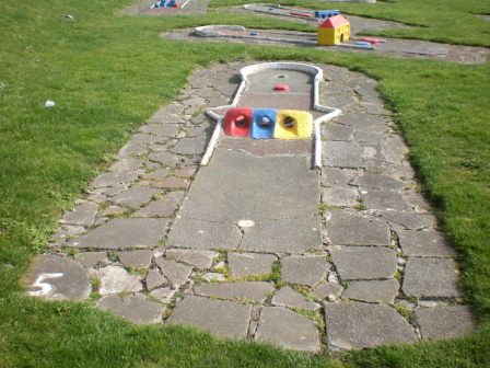 The Ham and Egger Files: Kings Parade Gardens - Crazy Golf & Mini Golf ...