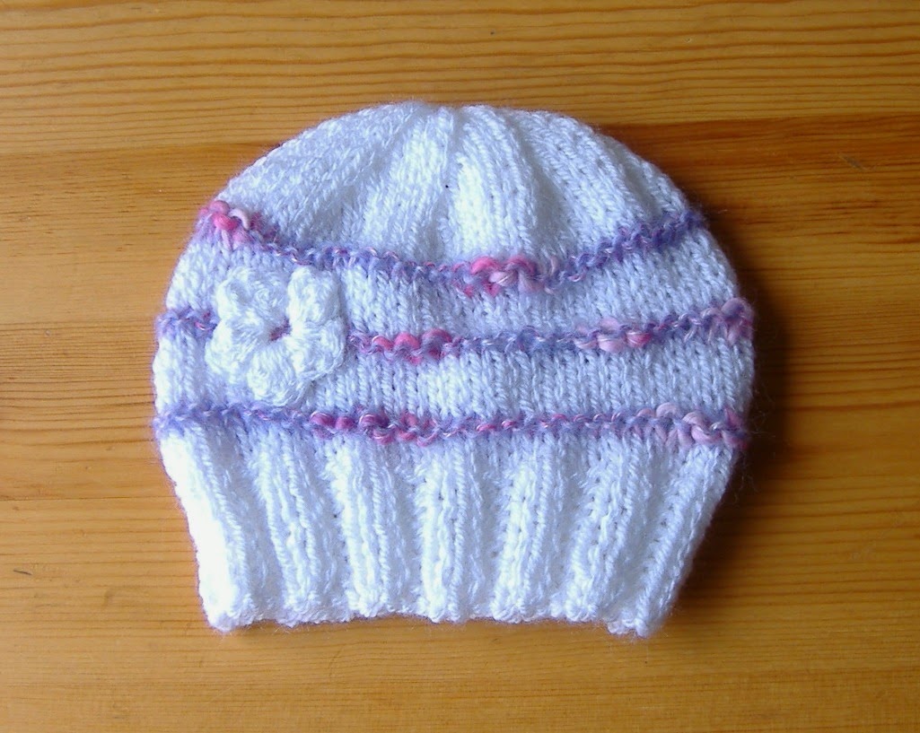 Marianna's Lazy Daisy Days: Knitted Baby Girl Hats