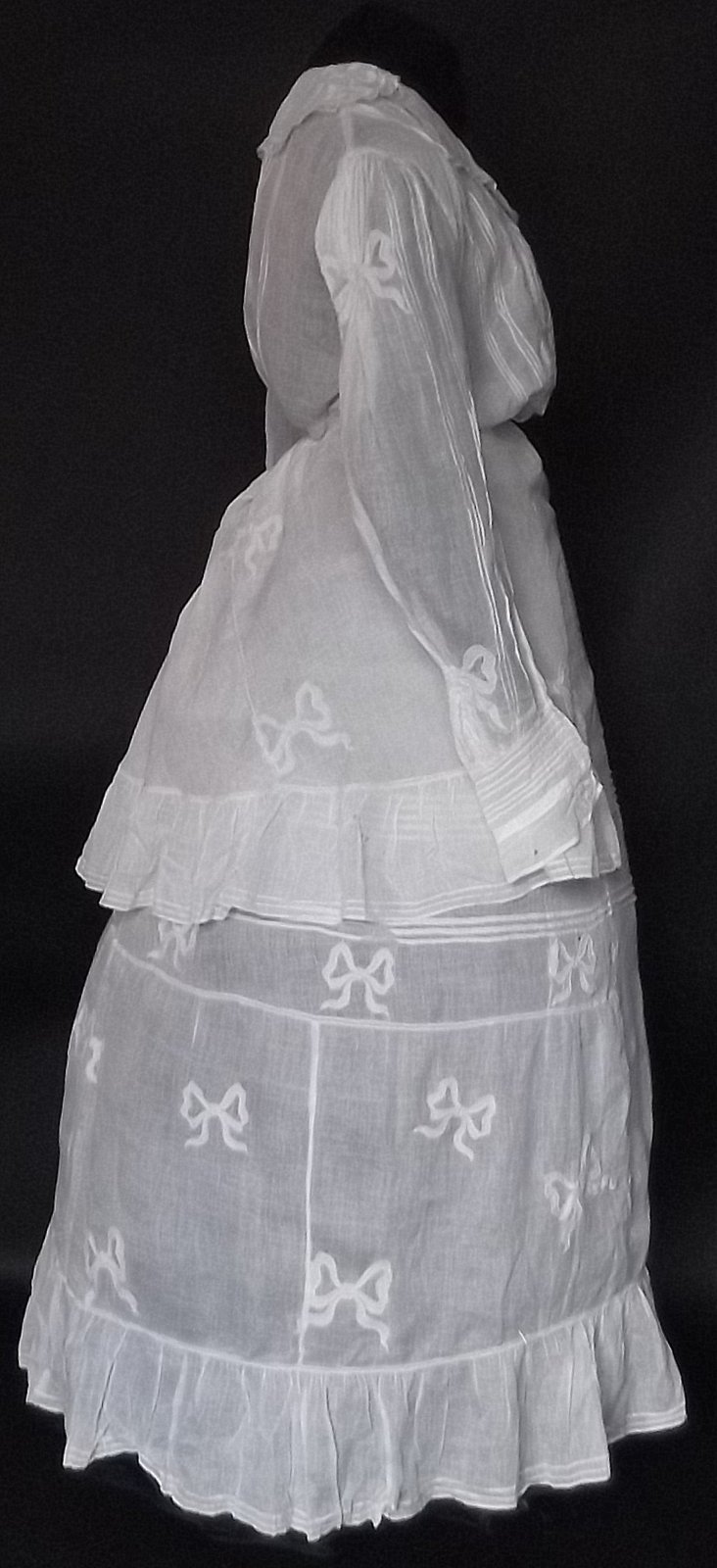 All The Pretty Dresses: Natural Form (?) Era Sheer Summer Dress