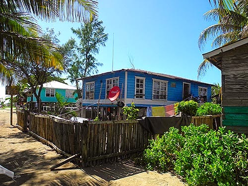 My Roatan - Adventures in Creating Nirvana: exploring helene town