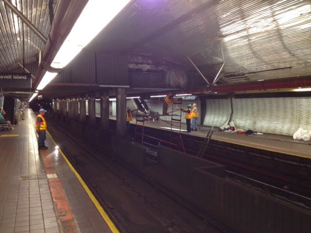 Roosevelt Islander Online: Problems With F Train Subway Delays Today ...