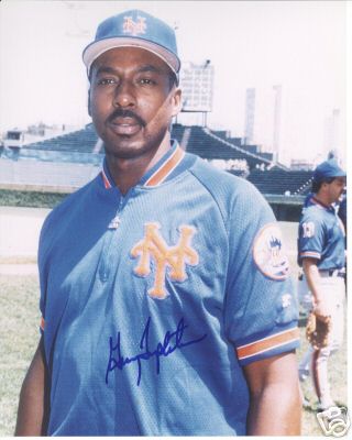 Long Time Shortstop Finishing His Career In New York: Gary Templeton (1985)