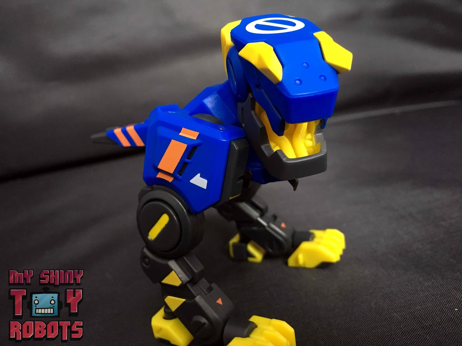 My Shiny Toy Robots: Toybox REVIEW: 52TOYS Beast Box BB-02 Ghost Dog