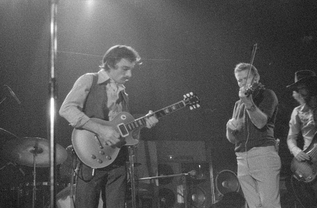 Arizona Jones: Dickey Betts & Vassar Clements, Hempstead, NY, 11-03 ...
