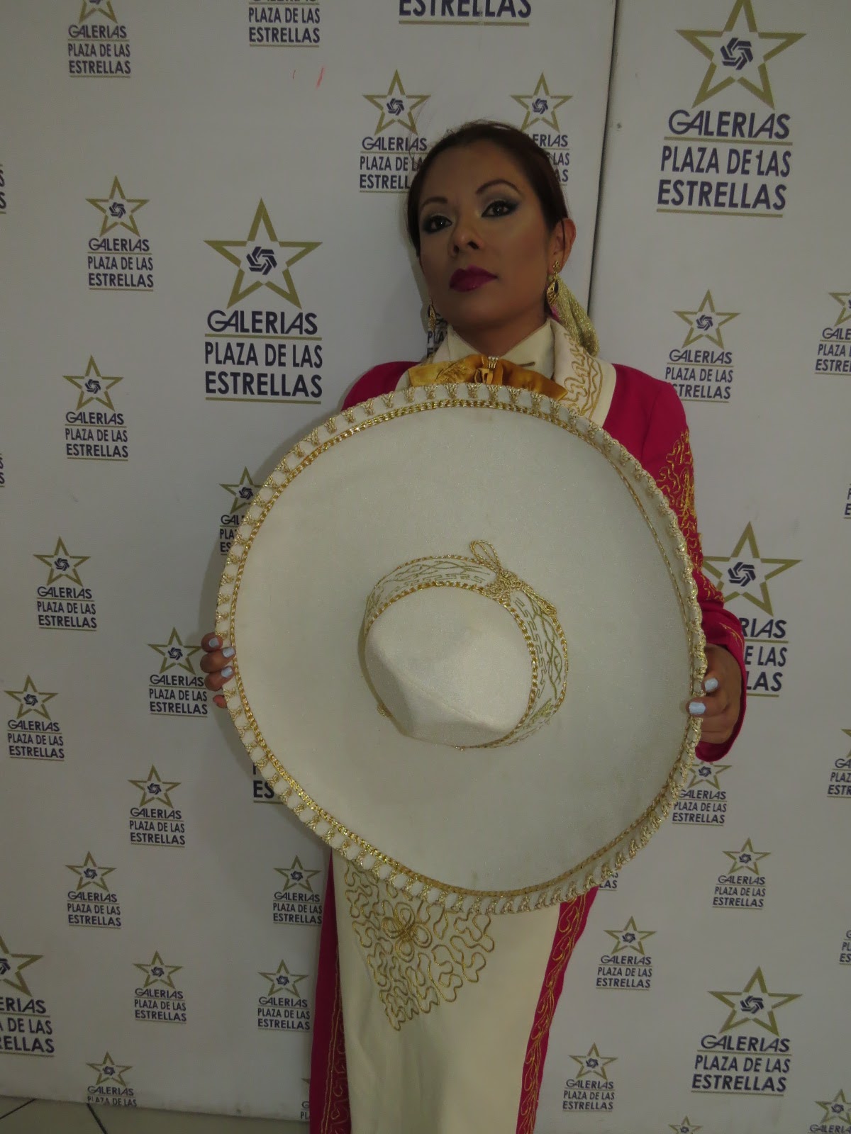 somos el espectador: MARIEL CASTILLO EL TALENTO SE HIZO VOZ