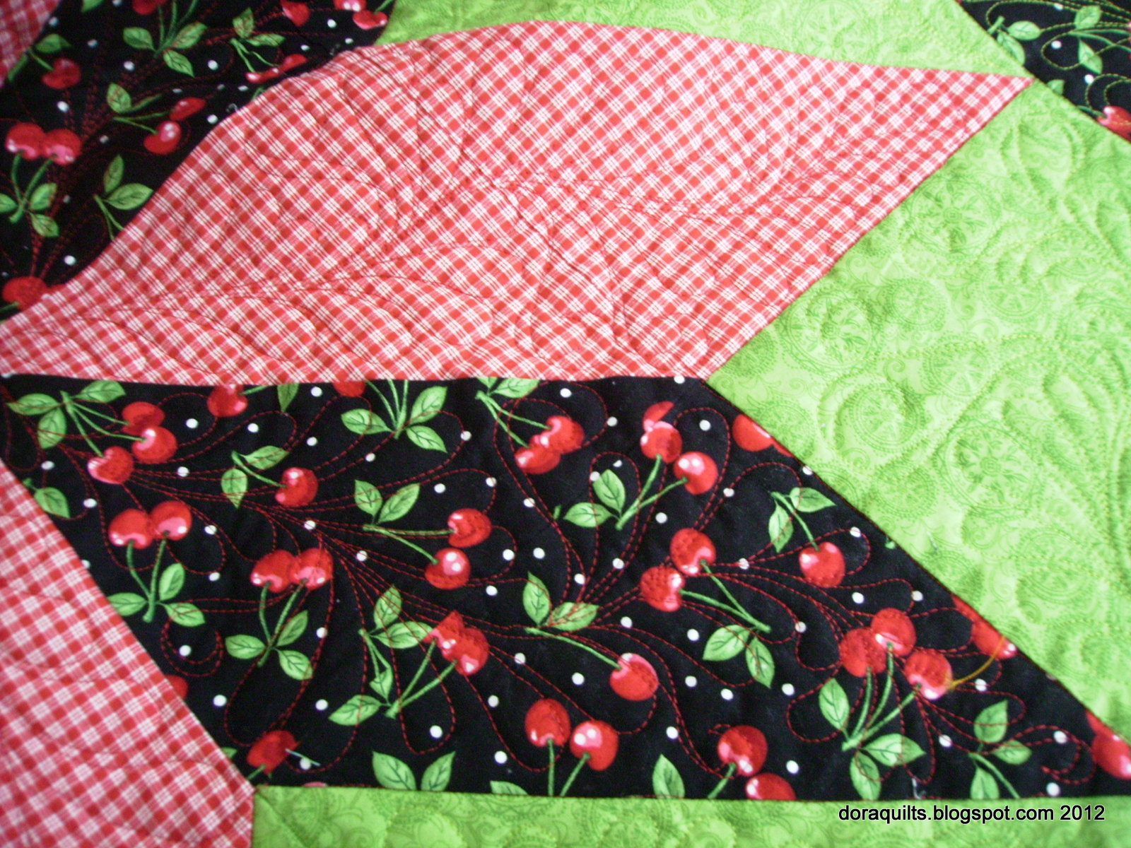 Dora Quilts: Finished Quilt: Cherry Season is Coming