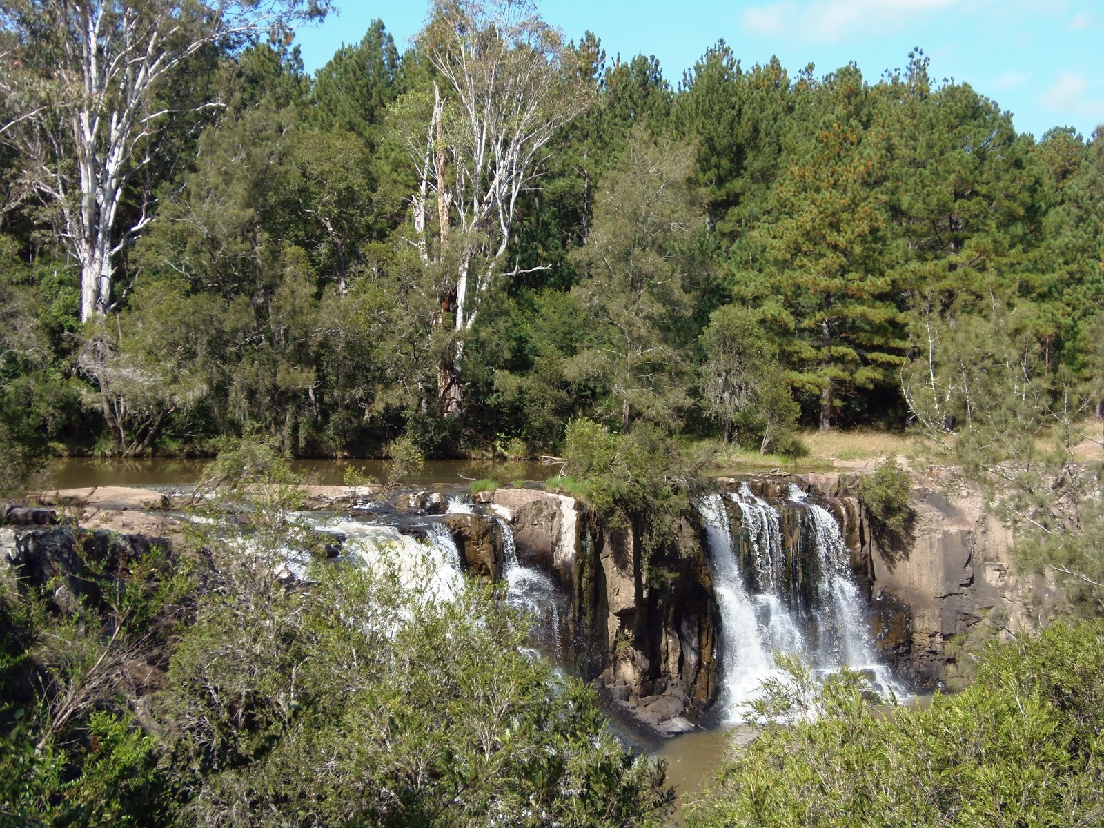 Solo Steve On The Road: TOOLOOM FALLS NSW