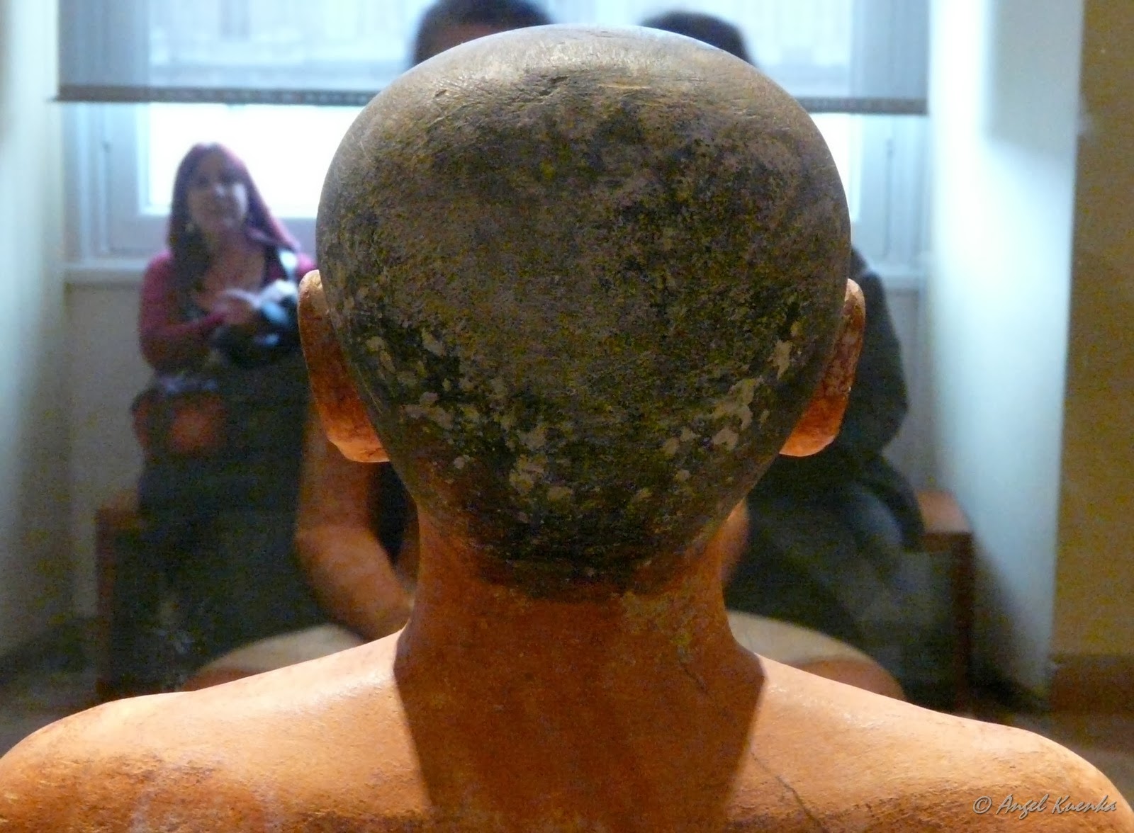 Todo sobre Egipto···: El escriba sentado del Louvre