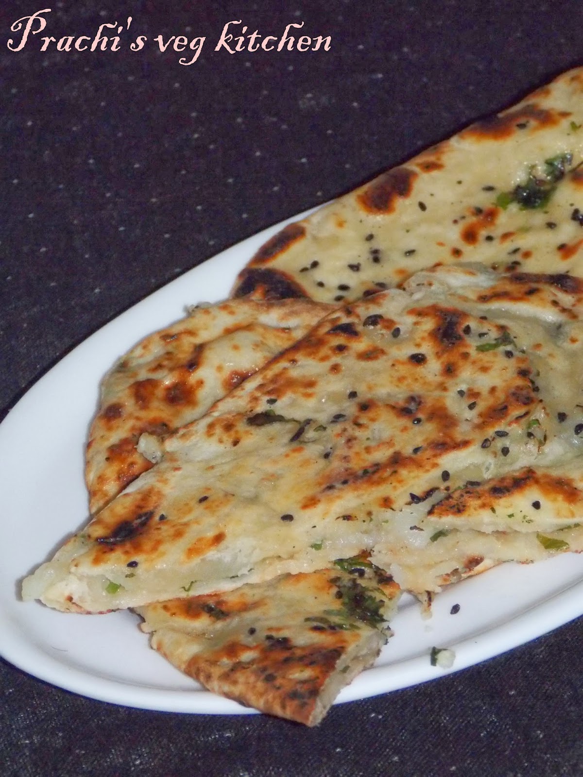Prachi's veg kitchen: Aloo stuffed Naan