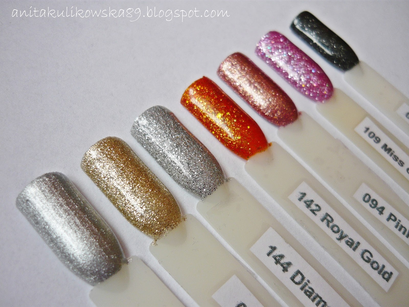 Anita Nails: Lakiery Hybrydowe Semilac- Cała Kolekcja i porównania kolorów!