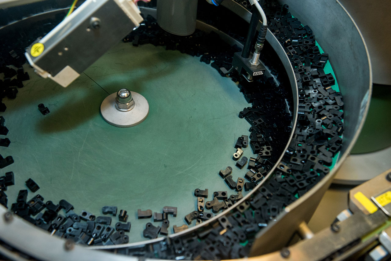 The LEGO® Minifigure at 40: Inside the factory | New Elementary: LEGO ...