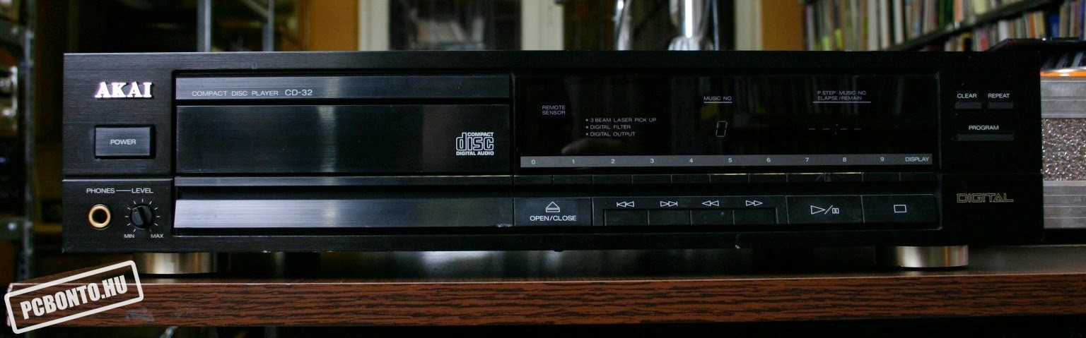 Akai CD-32 - CD Player | AudioBaza
