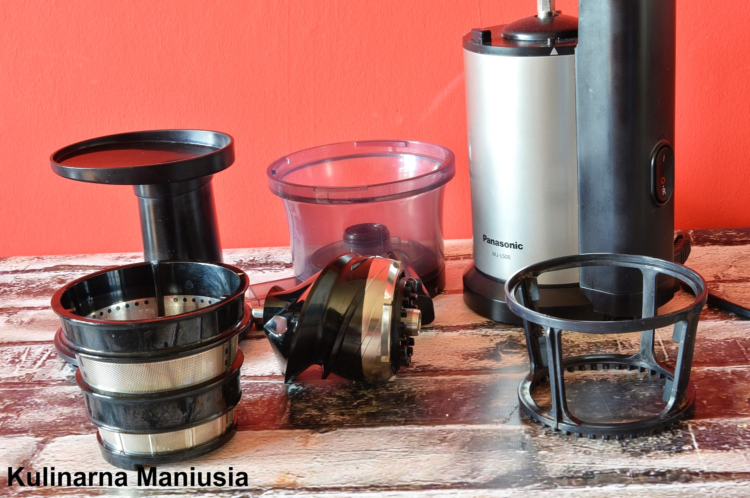 Wyciskarka wolnoobrotowa MJ-L500 Panasonic