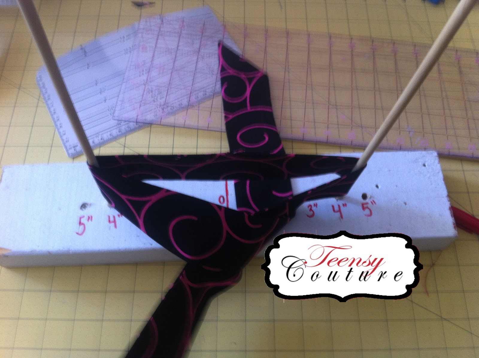 Teensy Couture: How to Make A Fabric Bow for Clothing