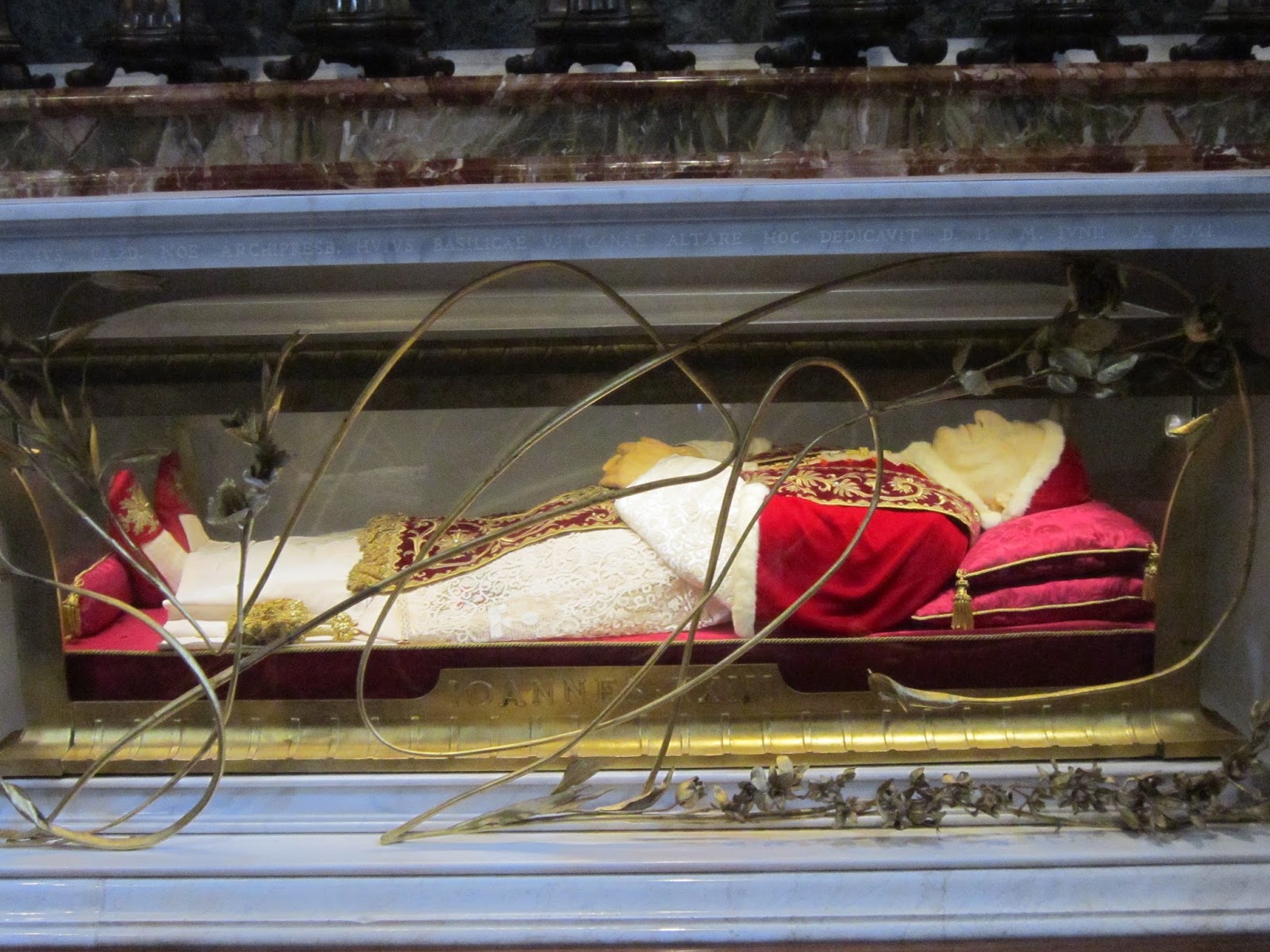 Un Cuore Scalzo - My Adventures in Italy: St. Peter's Basilica - Vatican