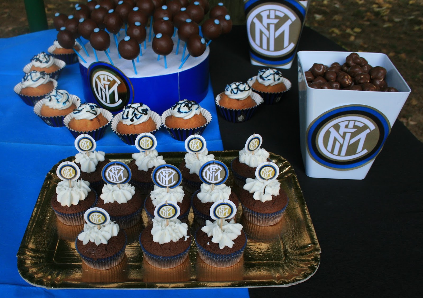 ROBIN'S CAKE: MATTIA HA DIECI ANNI - LA SUA FESTA A TEMA "INTER"