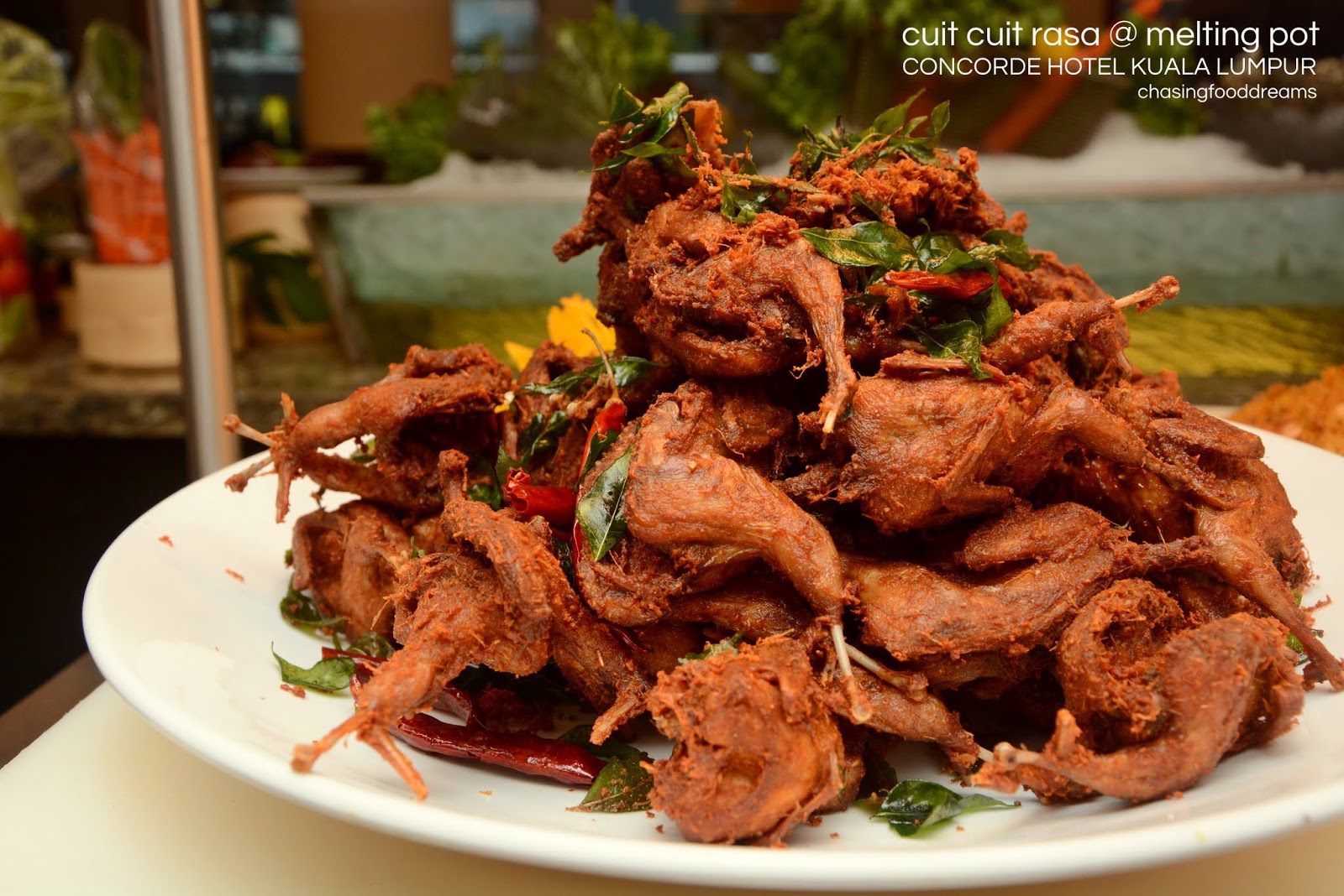 CHASING FOOD DREAMS: Buka Puasa Buffet @ Melting Pot Café, Concorde ...