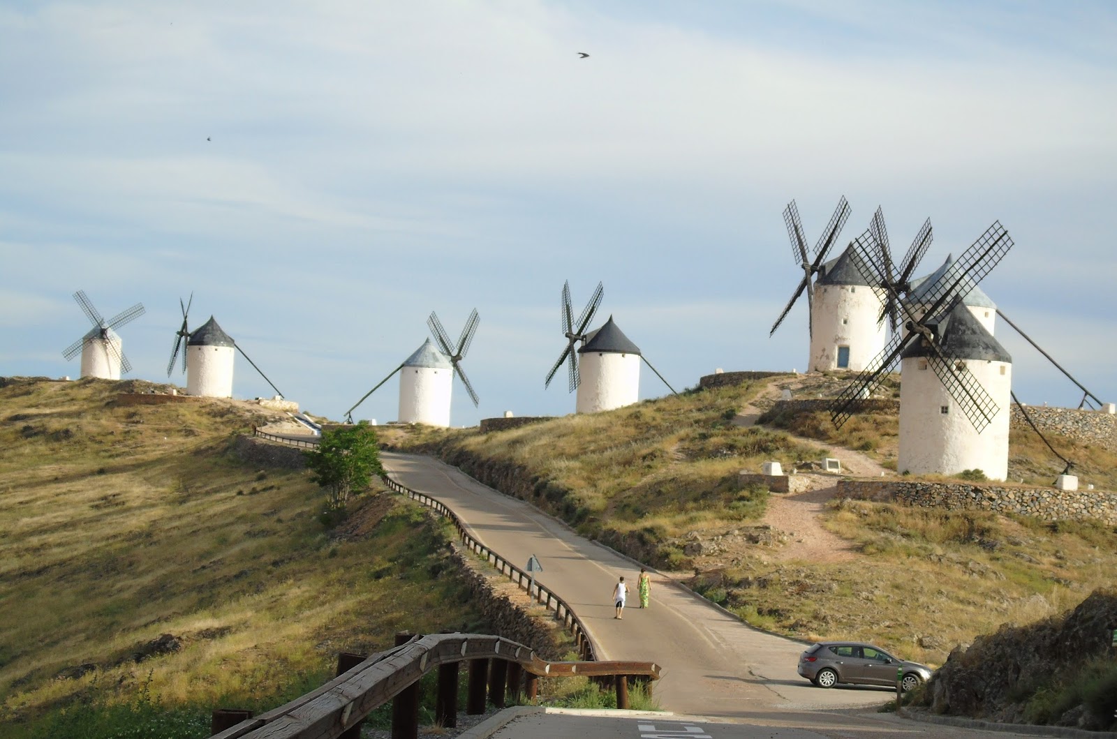 viajar cueste lo que cueste : UN PASEO POR CONSUEGRA