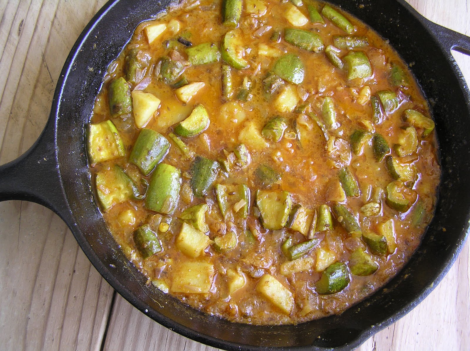 The Melting Pot: Alu Potol, with tomato and cheese