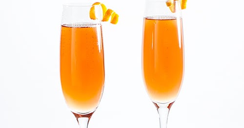 Kitchen Riffs: The Seelbach Cocktail