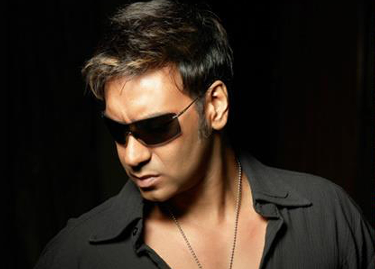HD Wallpapers: Top 50 Ajay Devgan HD Photos Wallpapers Images