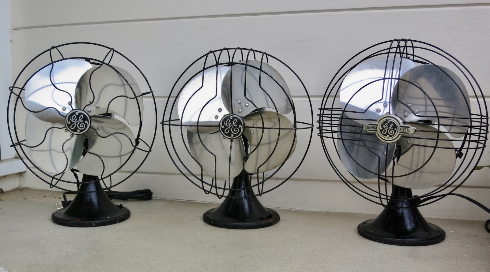 Early Electric Fans (Be sure to check the ARCHIVE on sidebar at right)