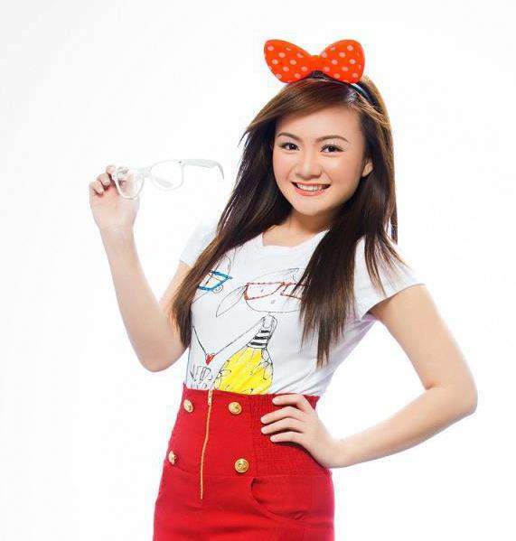 Xuan Mai's Beautiful and Lovely at Age 17