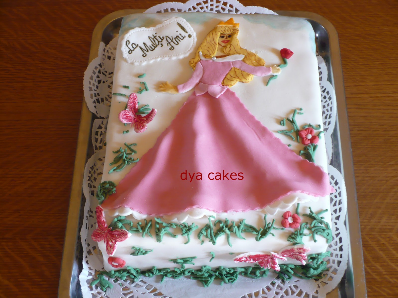 dya cakes: Torturi pentru Copii