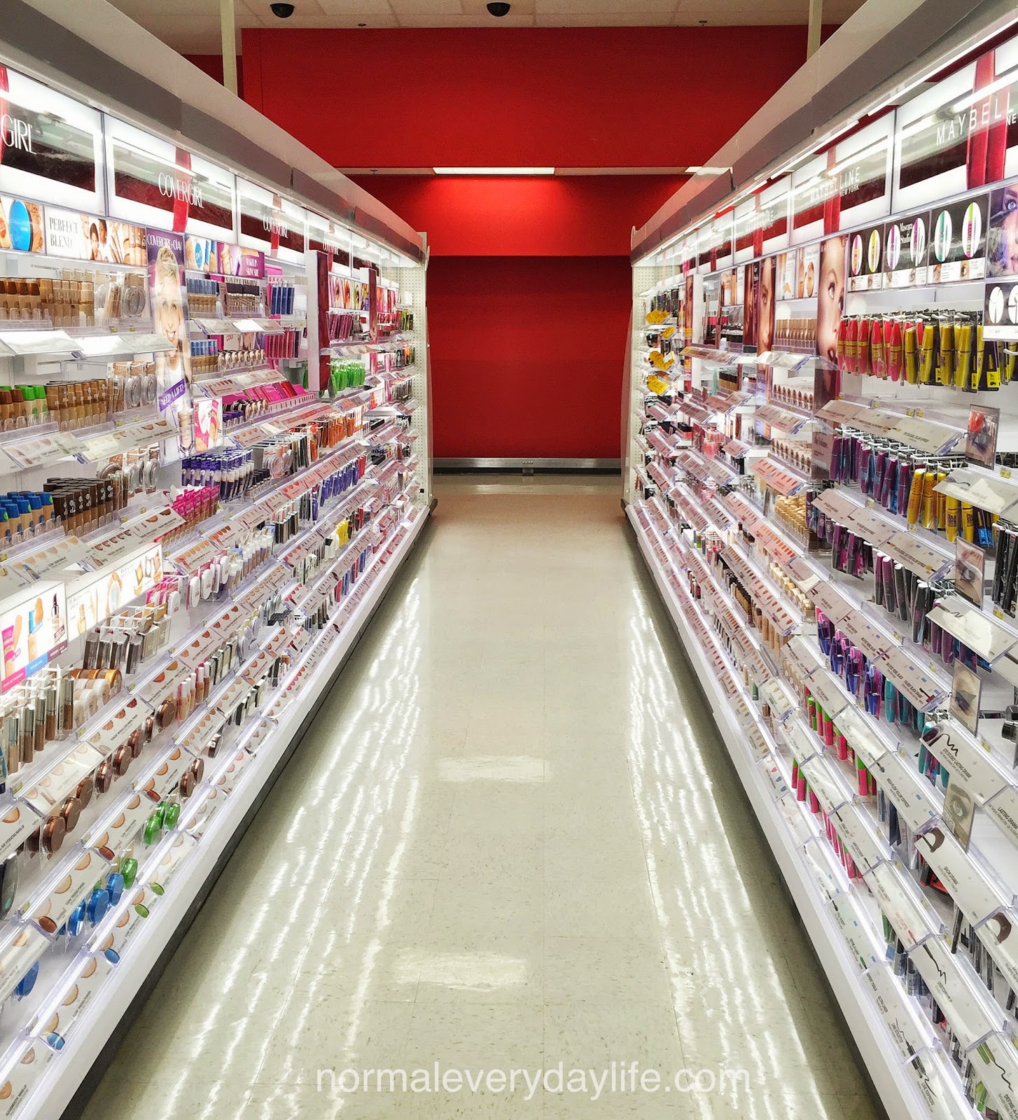 Normal Everyday Life: Makeup? Help!!