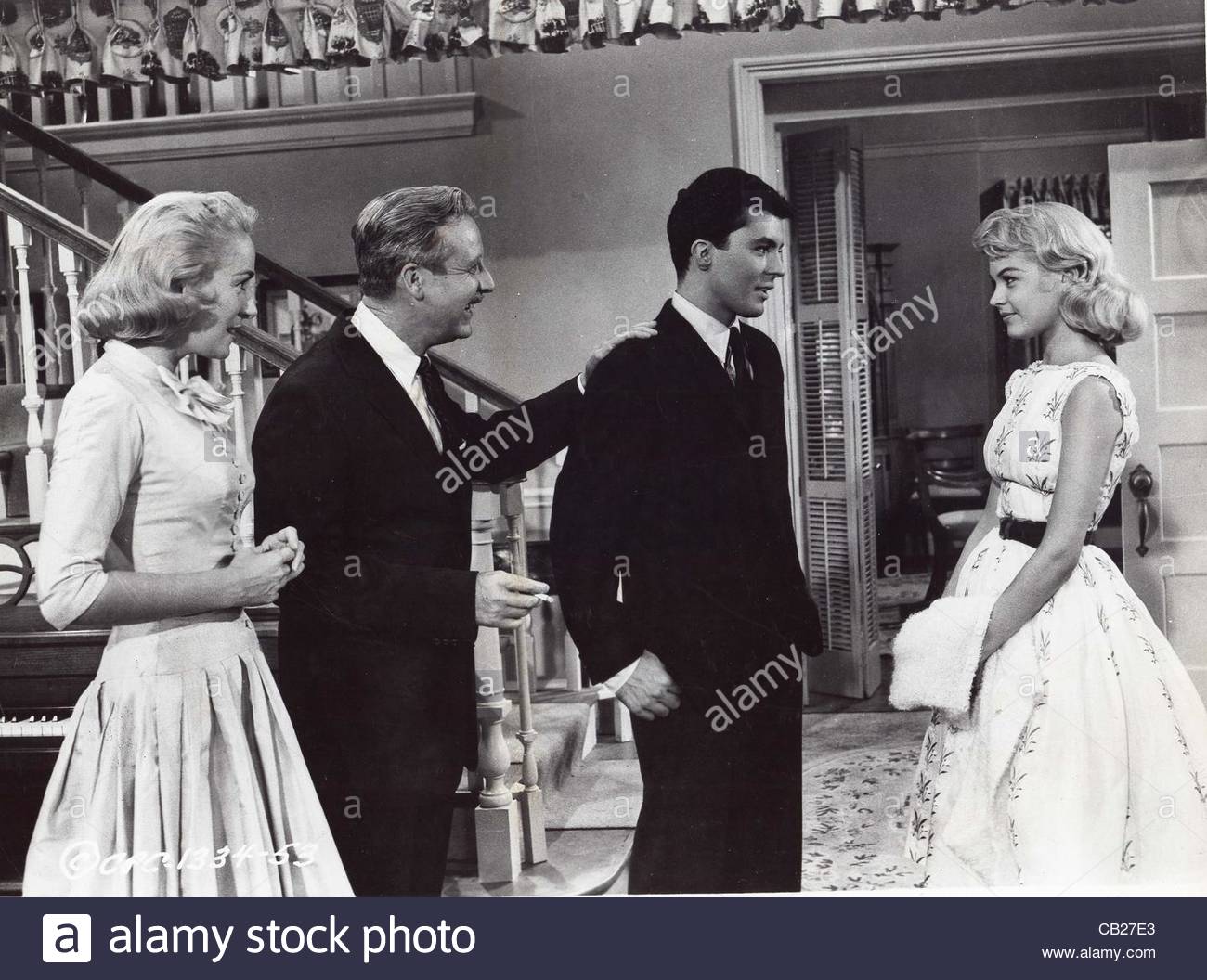 Dirty Dancing Analysis: Similarities Between "Dirty Dancing" and "Gidget"