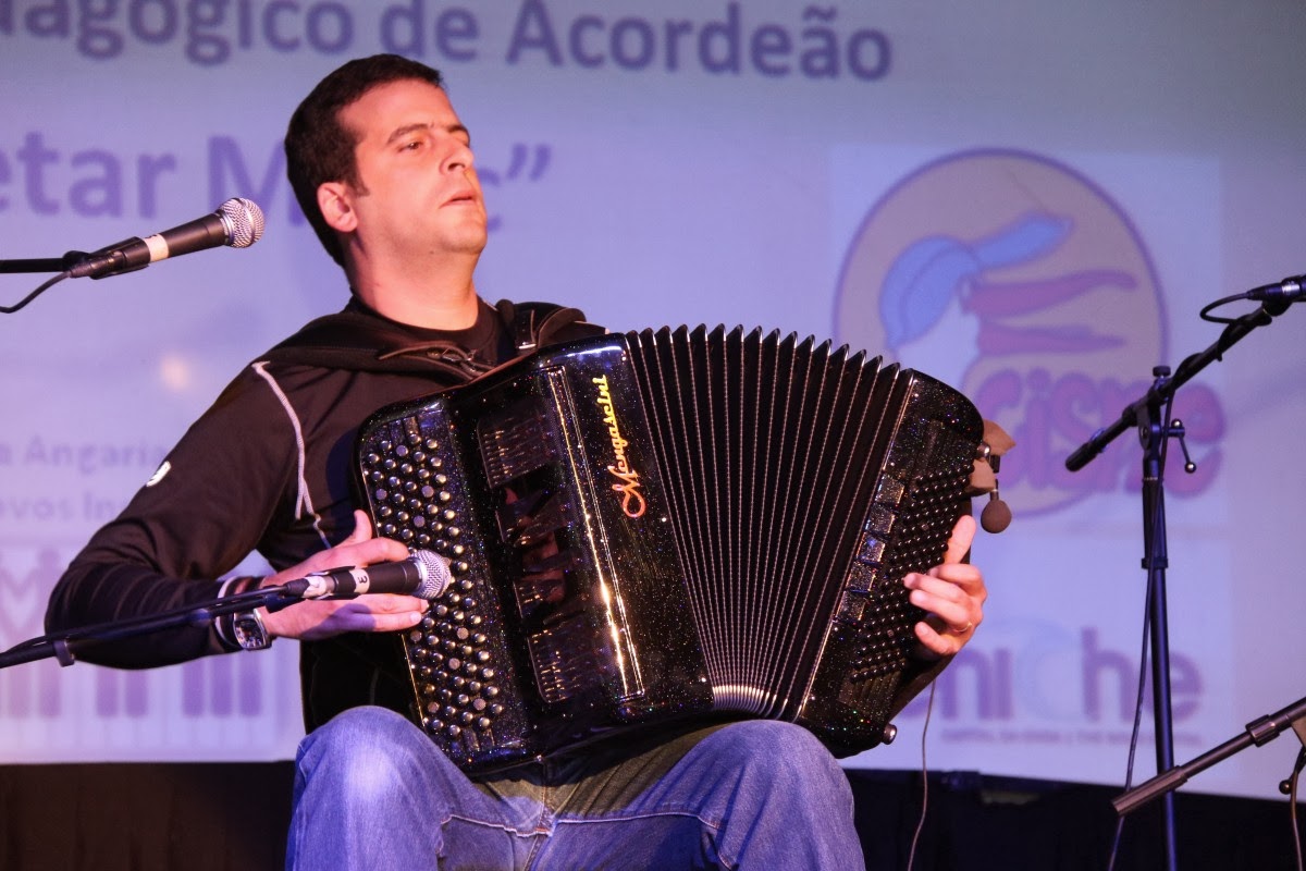 Peniche terra de mar e sol: Petar Maric no Stella Maris em Peniche.