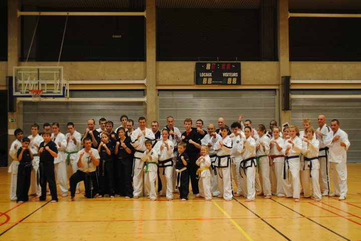 AMERICAN DOJO - Taekwondo/Tangsoodo - Sport Karate/ Kickboxing: août 2011