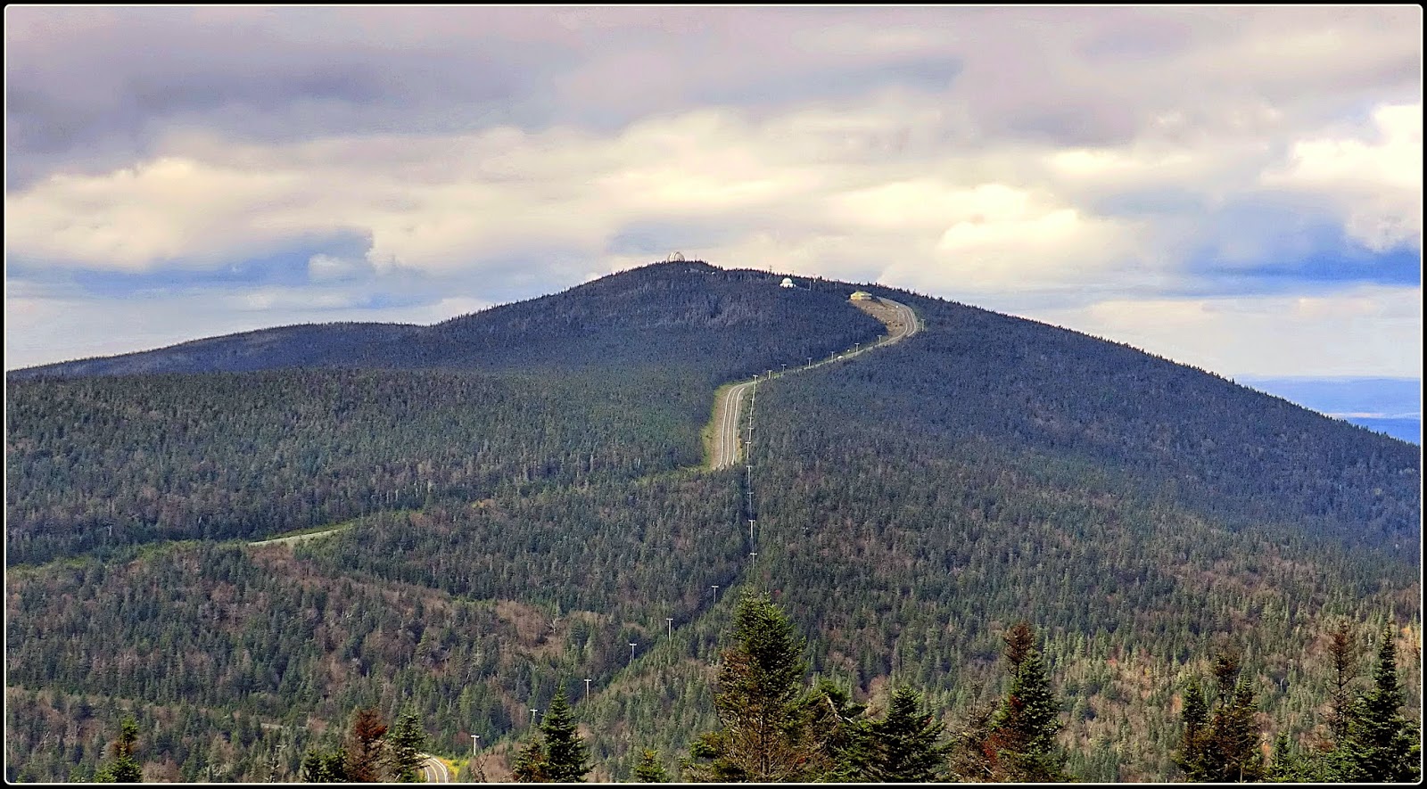 1HappyHiker: CANADA: Mont Owl's Head, and Le Parc National du Mont Megantic