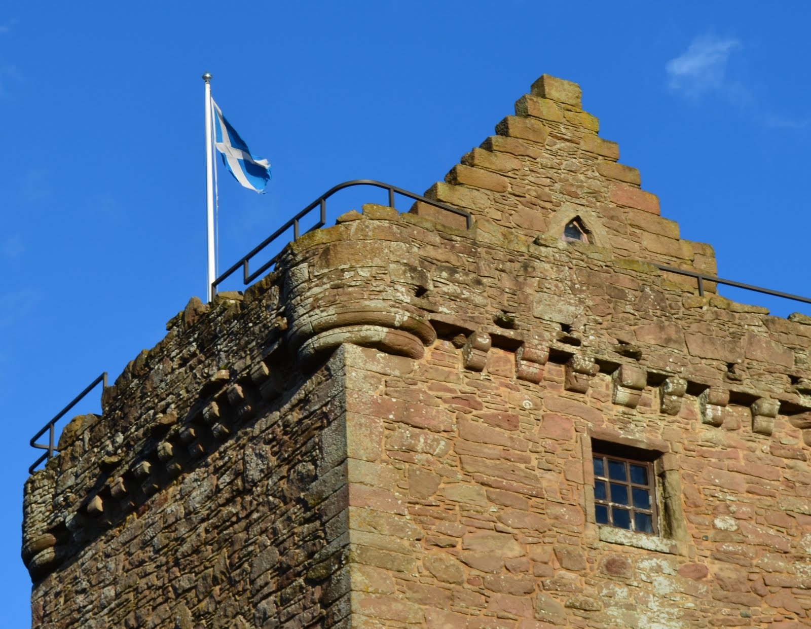 Tour Scotland: Tour Scotland Photographs Huntingtower Castle Perthshire