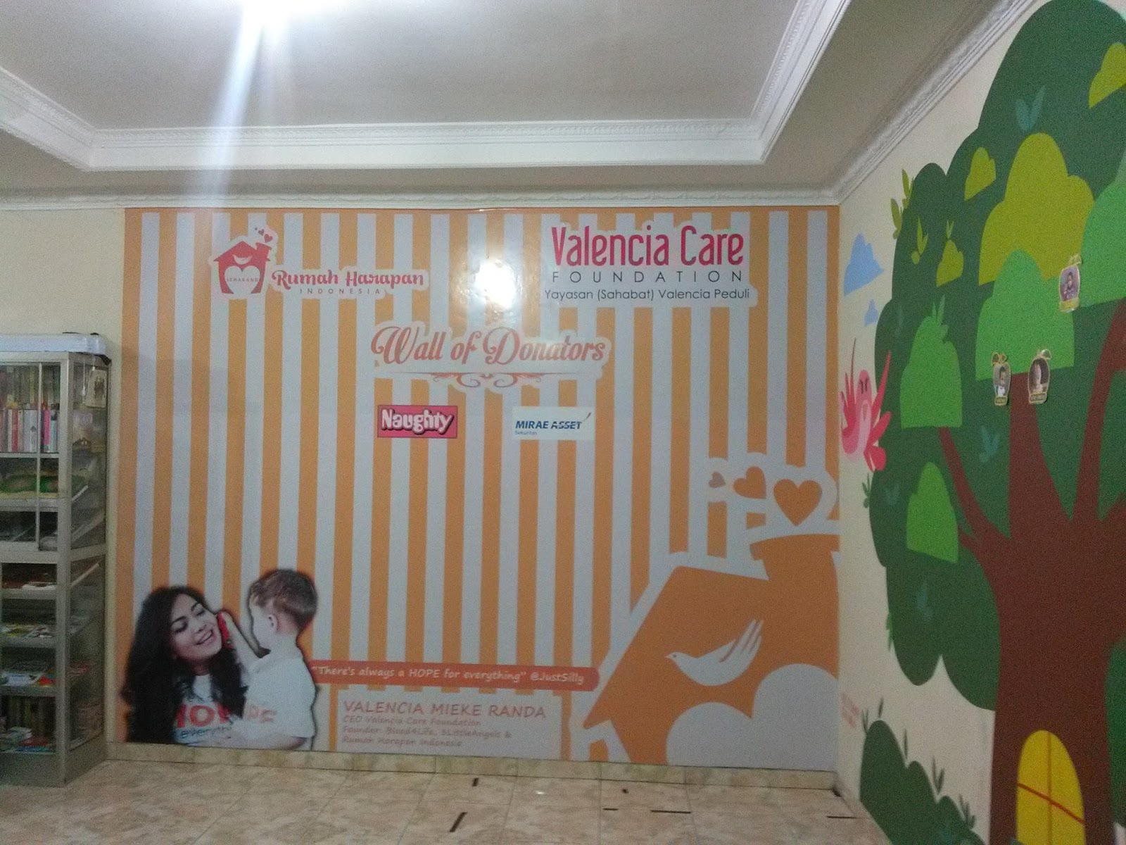Wallpaper Branding Vinyl Sticker RUMAH HARAPAN INDONESIA - HARAPAN ...