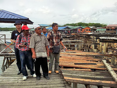 Simon Leong @ Brunei Darussalam: Humanitarian Aid to Kg Awat-Awat ...