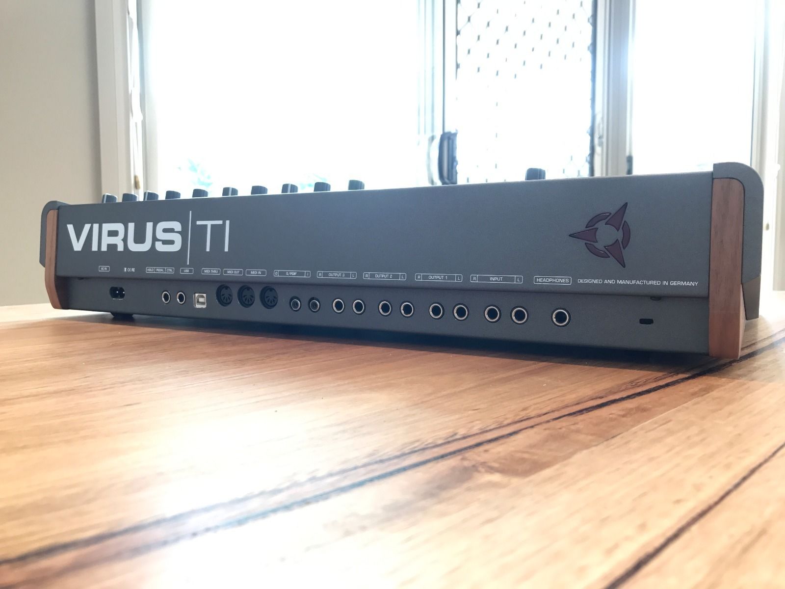 MATRIXSYNTH: Access Virus Ti 2 Darkstar Edition (Limited Edition) w ...