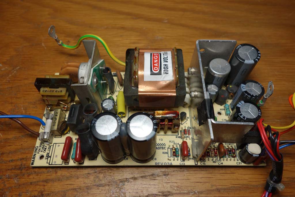 Mr Tom's World: BBC Micro Model B Repair and Restoration Project