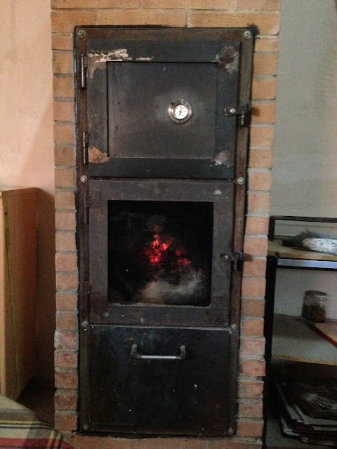 CAN CIGALETA: 6º - - CONSTRUCCIÓN DE UNA ESTUFA RUSA - PUERTAS